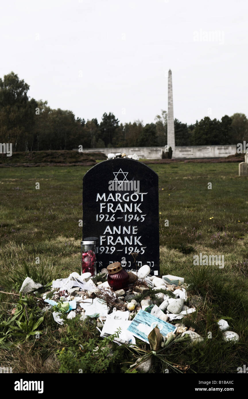 Bergen belsen concentration camp immagini e fotografie stock ad alta ...