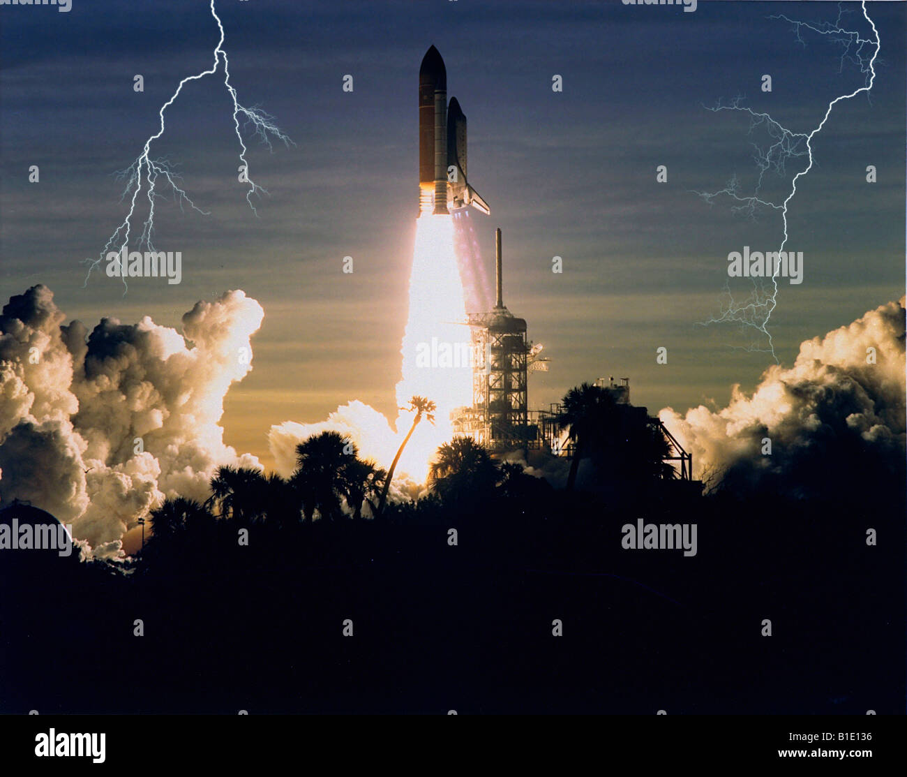 Lancio di scoperta dello space shuttle immagini e fotografie stock ad ...