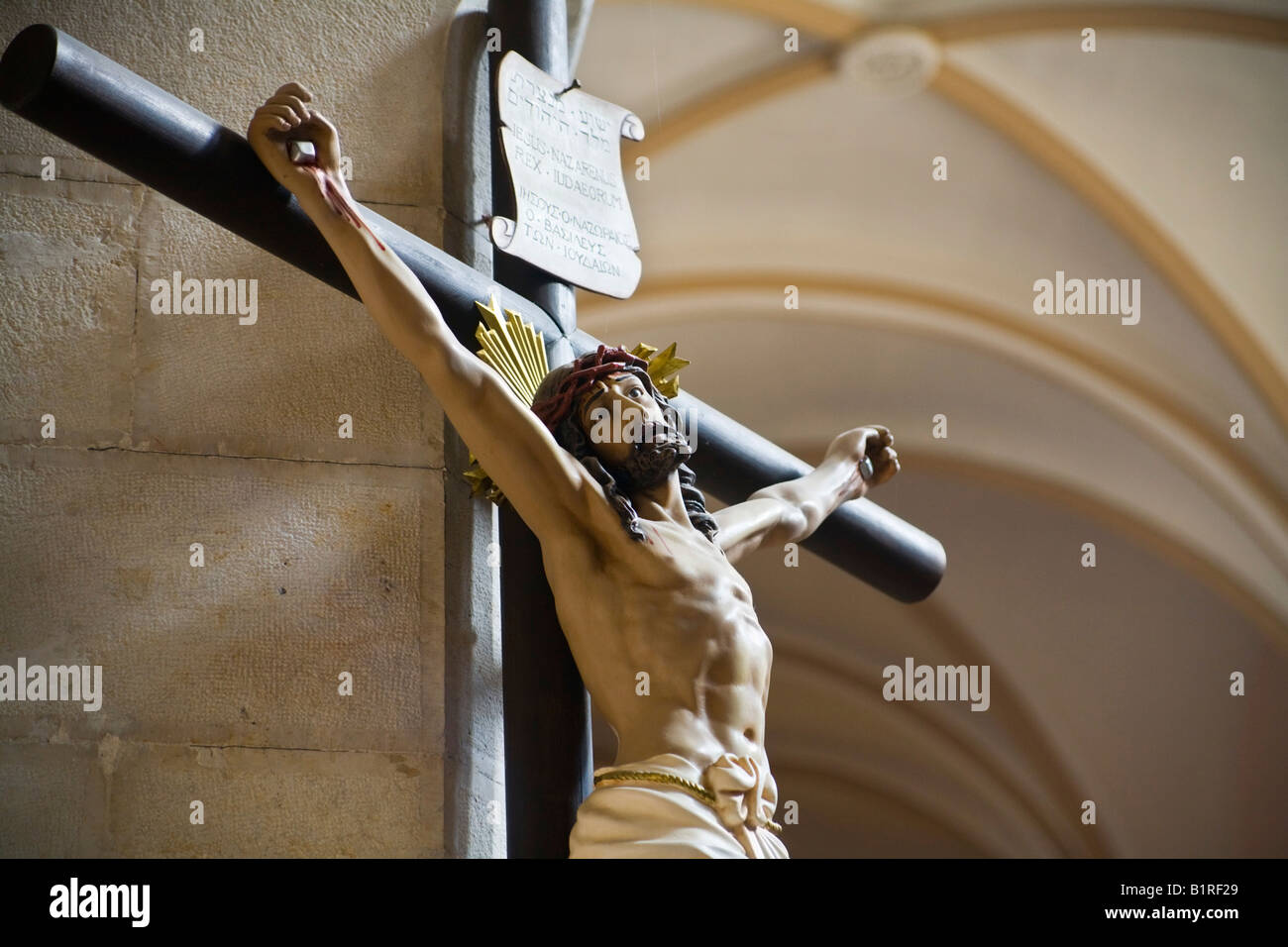 Gesù con croce immagini e fotografie stock ad alta risoluzione - Alamy
