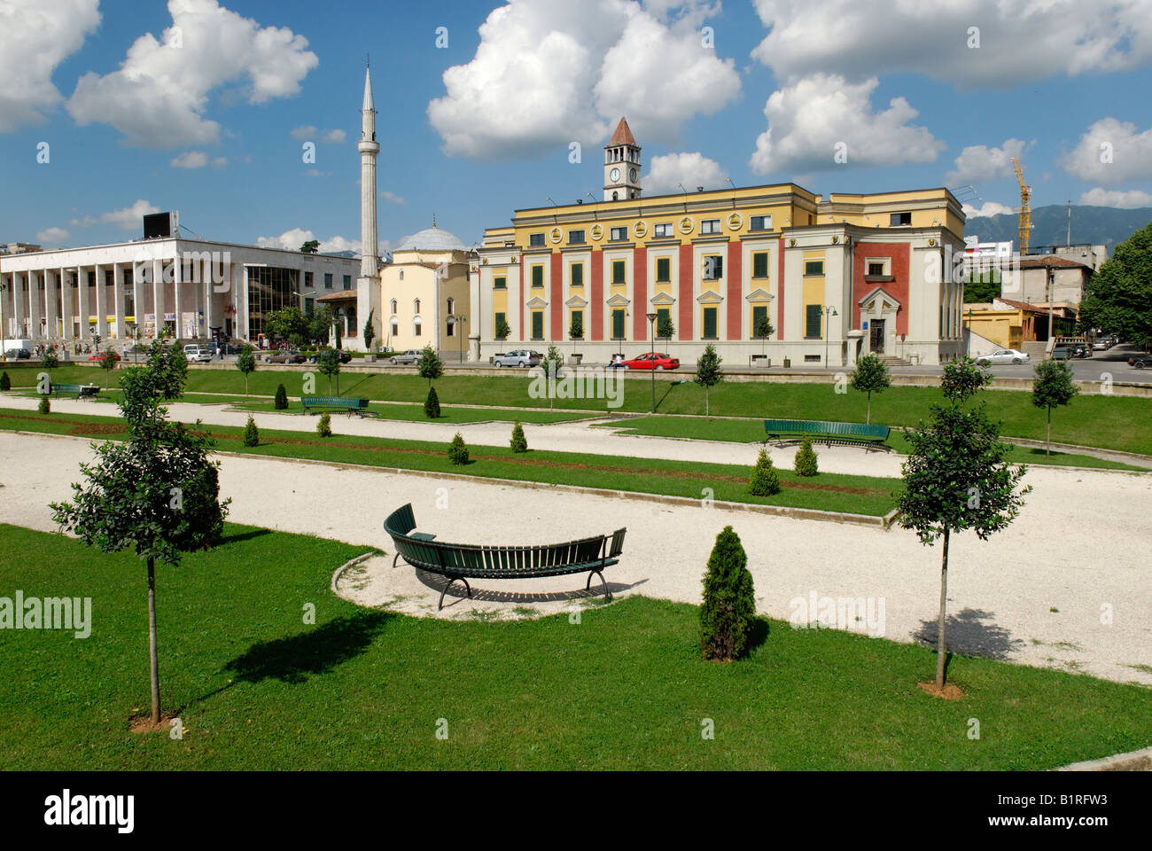 Al quadrato di skanderbeg immagini e fotografie stock ad alta ...