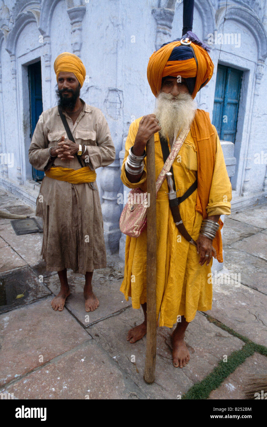 Sikh dagger immagini e fotografie stock ad alta risoluzione - Alamy