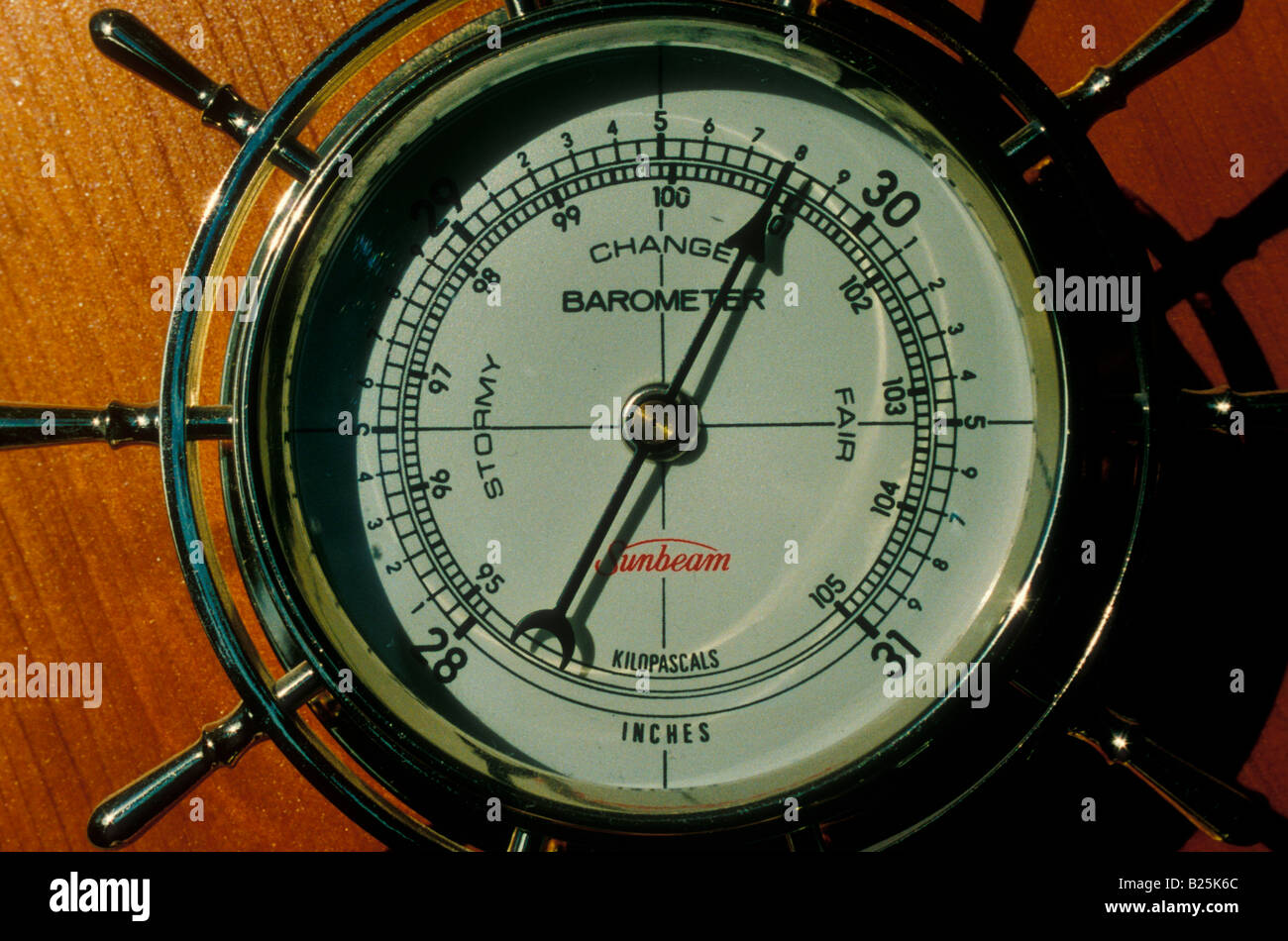 Barometro a mercurio immagini e fotografie stock ad alta risoluzione ...