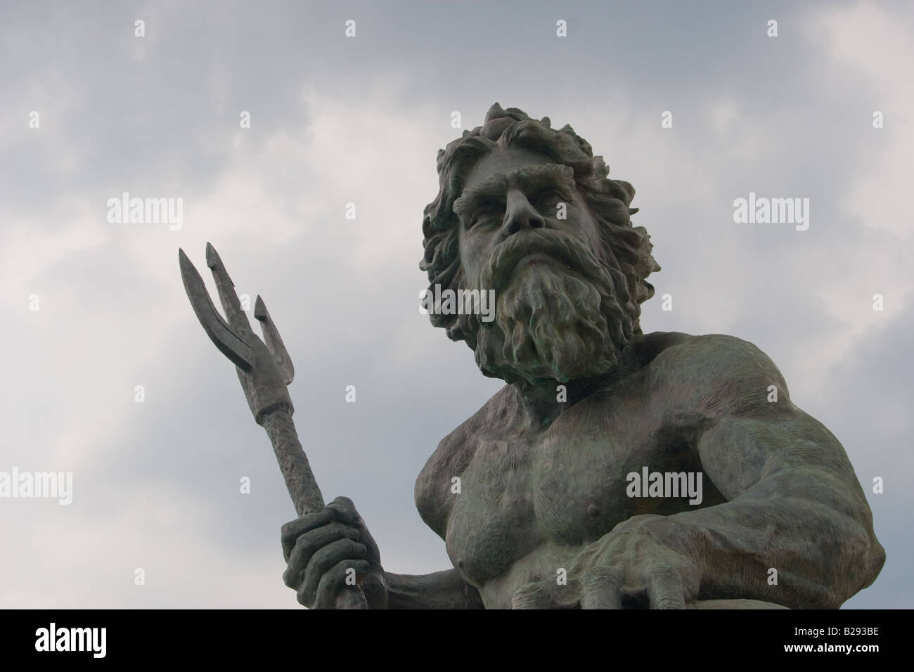 La statua di poseidone immagini e fotografie stock ad alta risoluzione ...