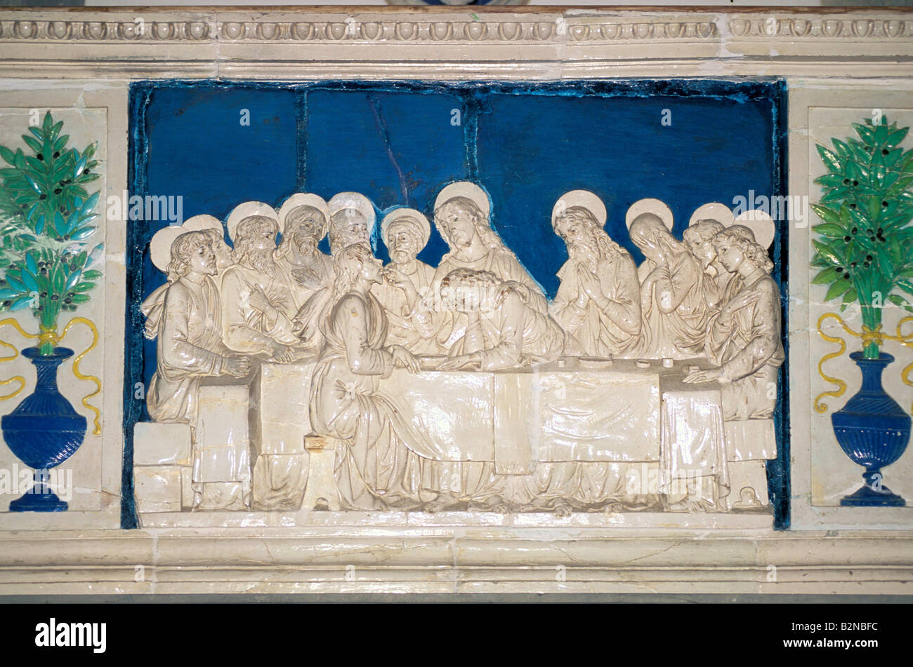 Andrea della robbia ceramics immagini e fotografie stock ad alta risoluzione - Alamy