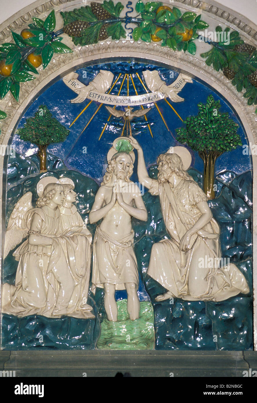 Andrea della robbia ceramics immagini e fotografie stock ad alta risoluzione - Alamy
