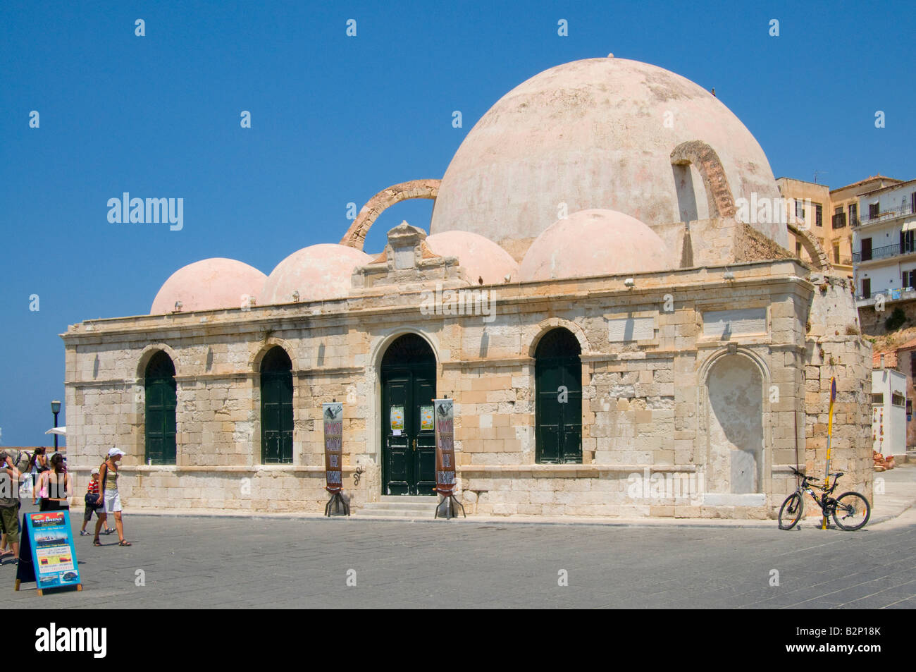 Hania, Creta, Grecia. La moschea di Kioutsouk Hasan (o la moschea di ...