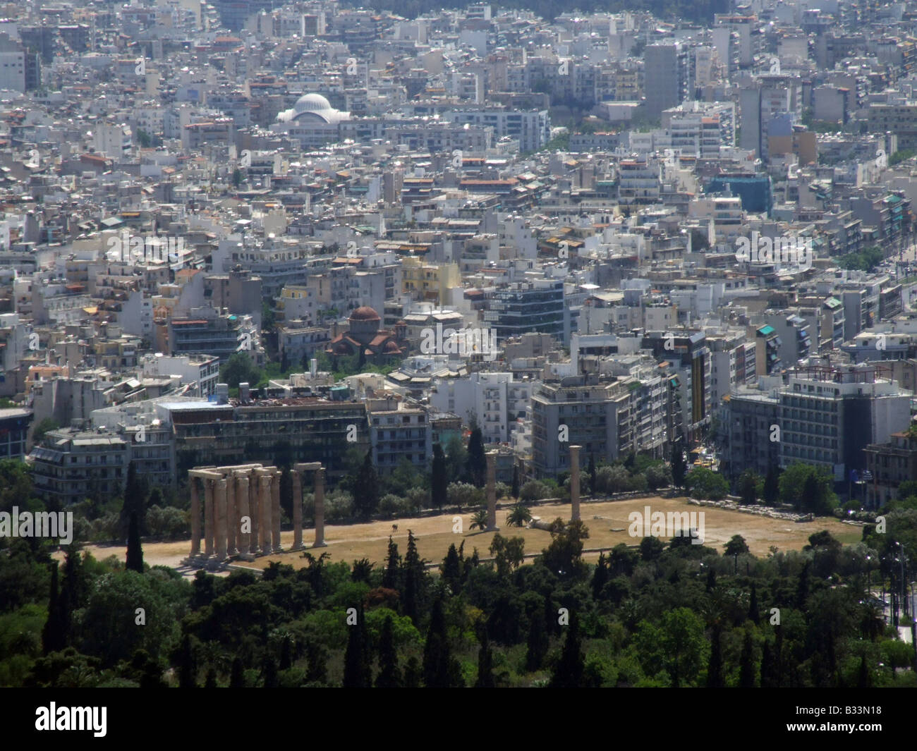 Tempio di zeus atene aerial view immagini e fotografie stock ad alta ...