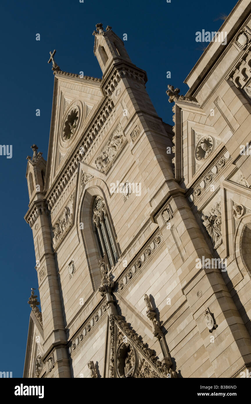 Chiesa di facciata lunetta immagini e fotografie stock ad alta ...