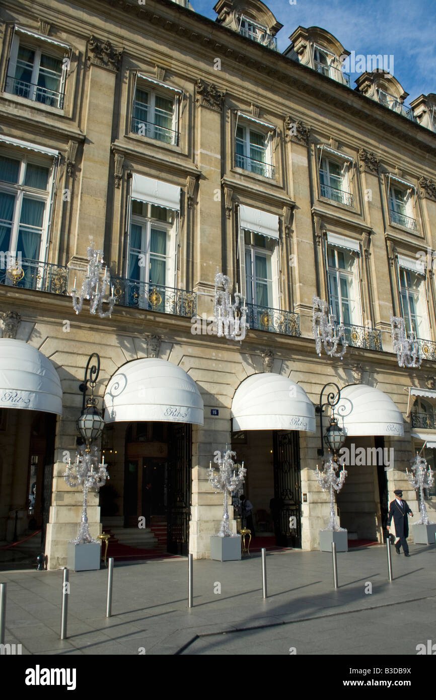 Ritz hotel paris immagini e fotografie stock ad alta risoluzione - Alamy