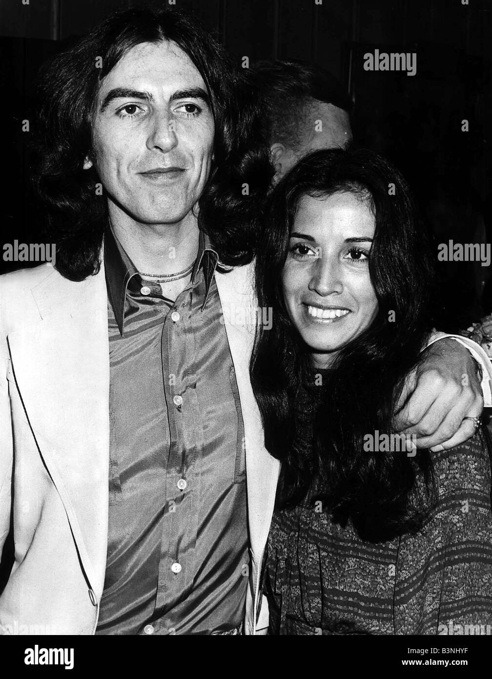 George Harrison And Wife Immagini e Fotos Stock - Alamy