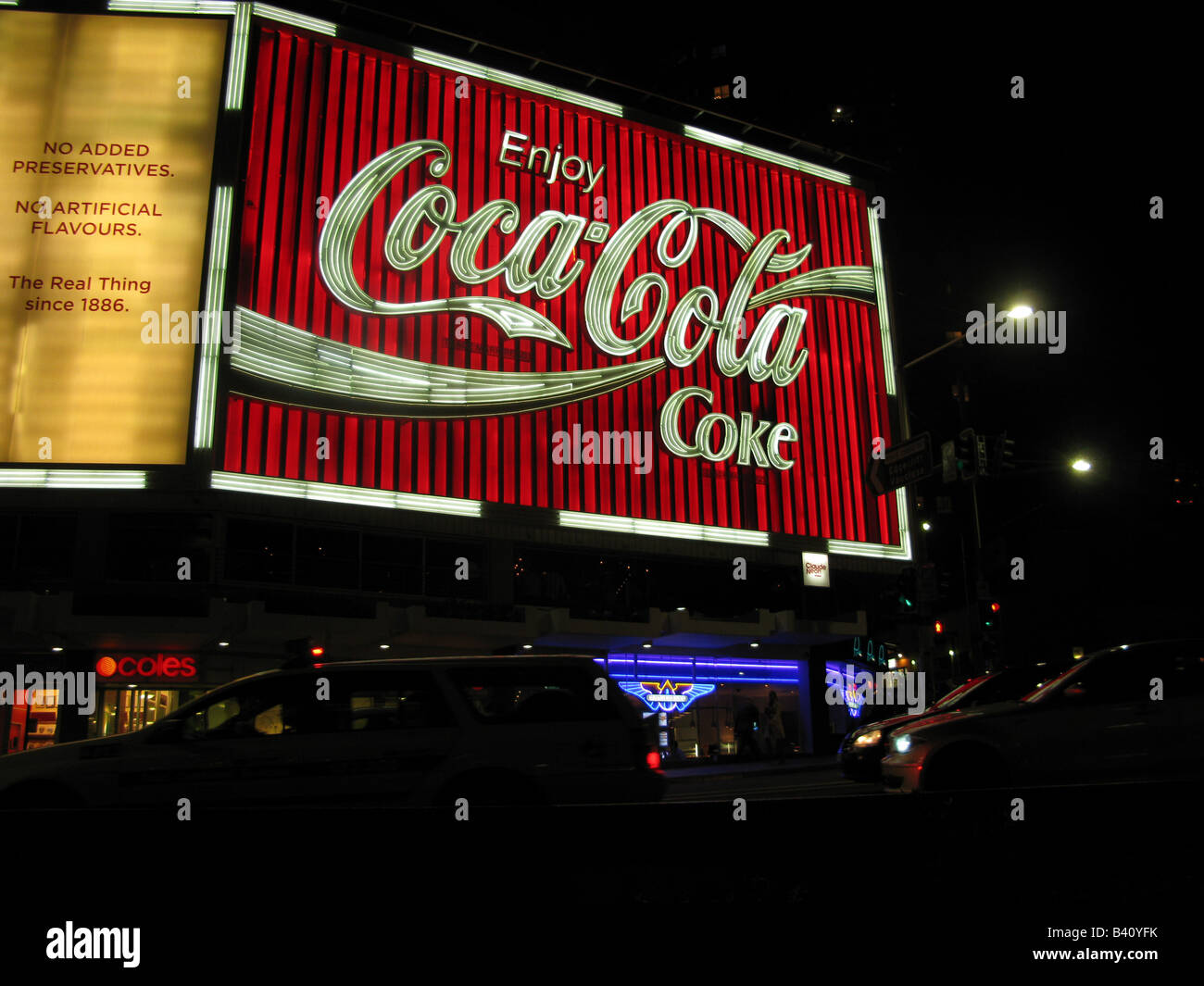 Cartello pubblicitario della coca cola immagini e fotografie stock ad ...