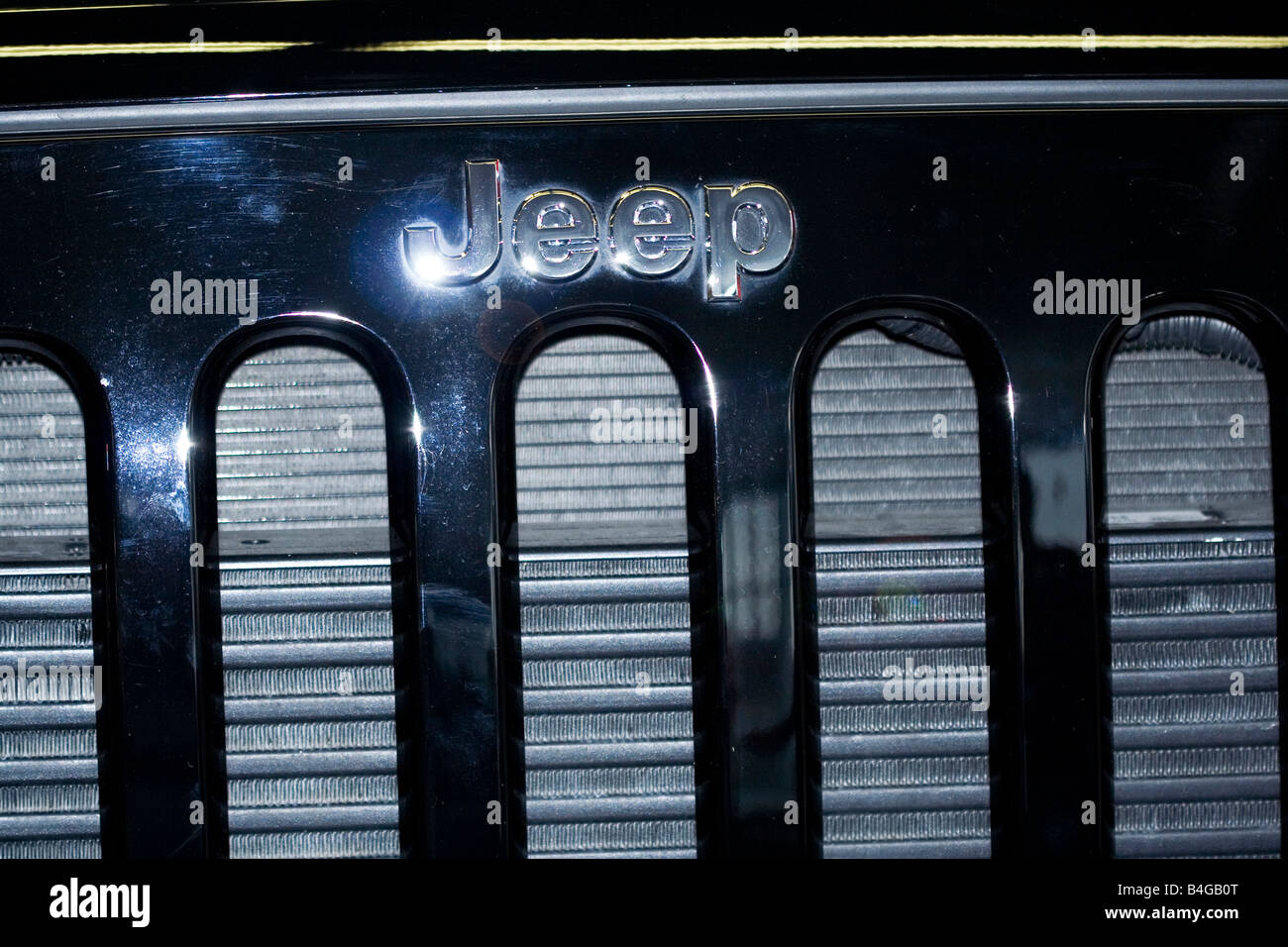 Logo jeep immagini e fotografie stock ad alta risoluzione - Alamy
