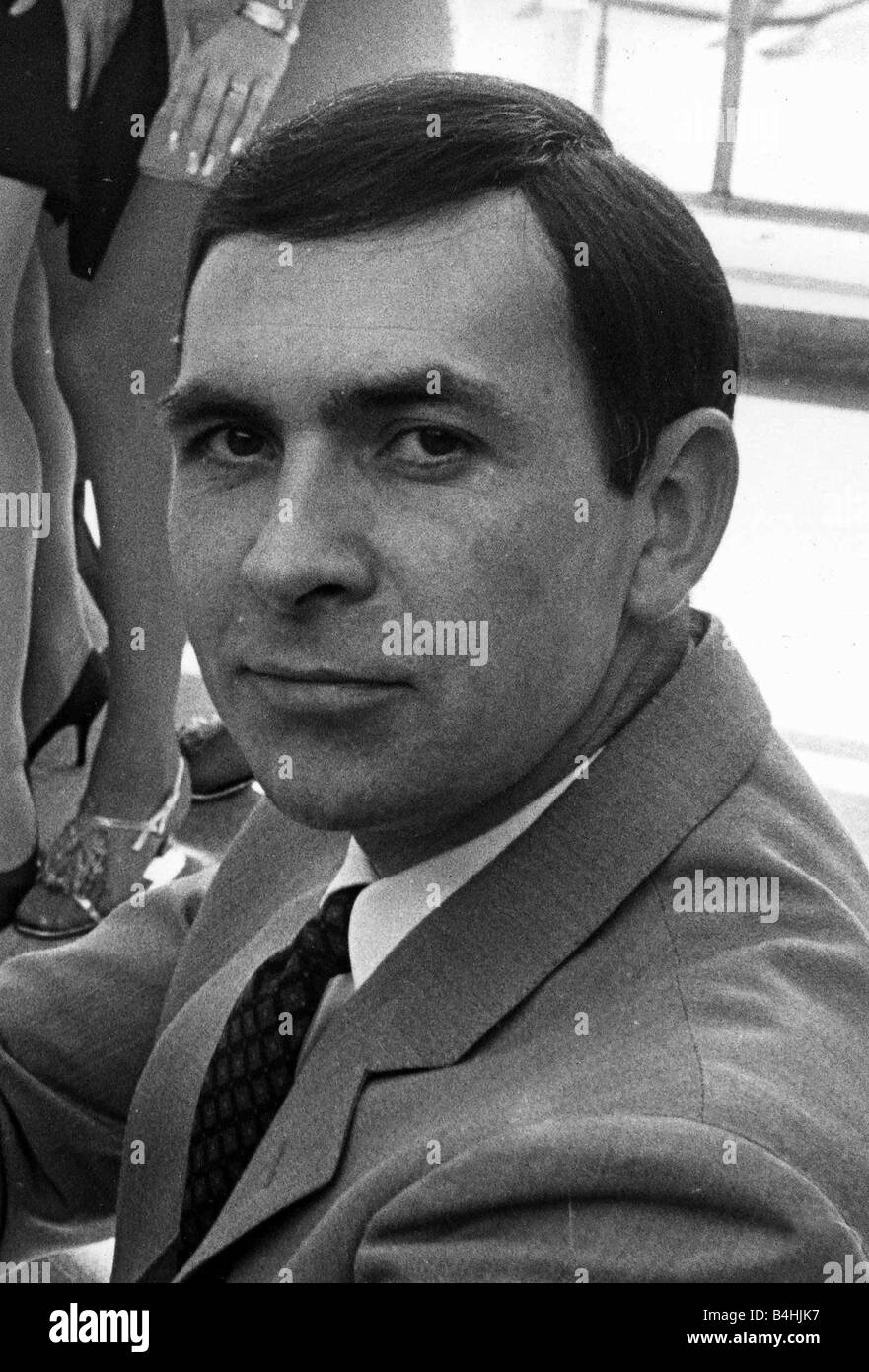 Attore Neil Connery fratello di Sean Connery e ex stuccatore 1968 Foto ...