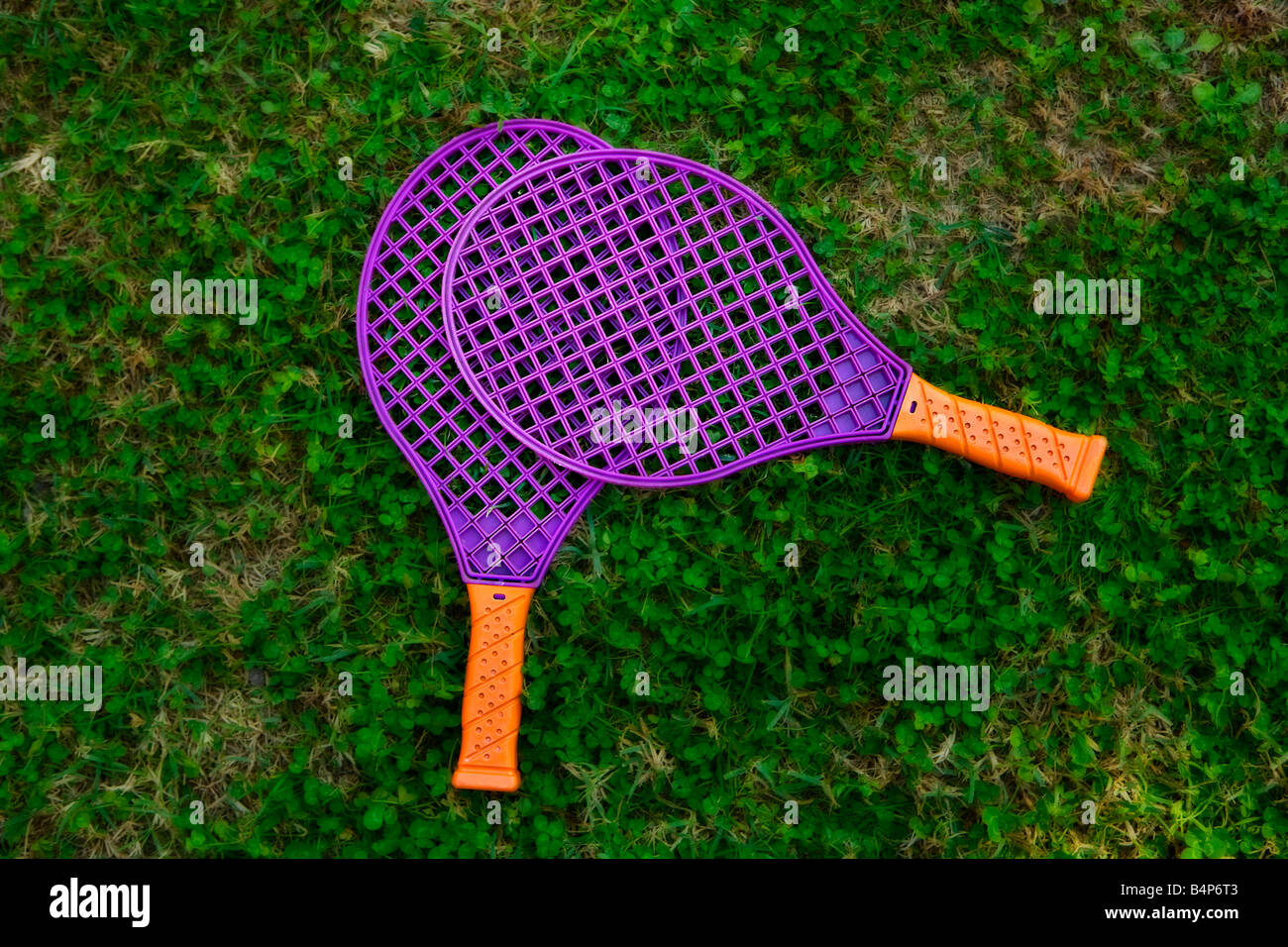 Racchette da tennis e palla immagini e fotografie stock ad alta ...