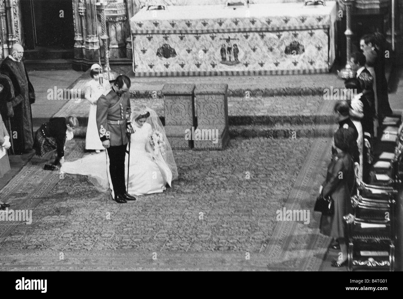 Il matrimonio della Principessa Anna e Capt Mark Phillips all Abbazia ...