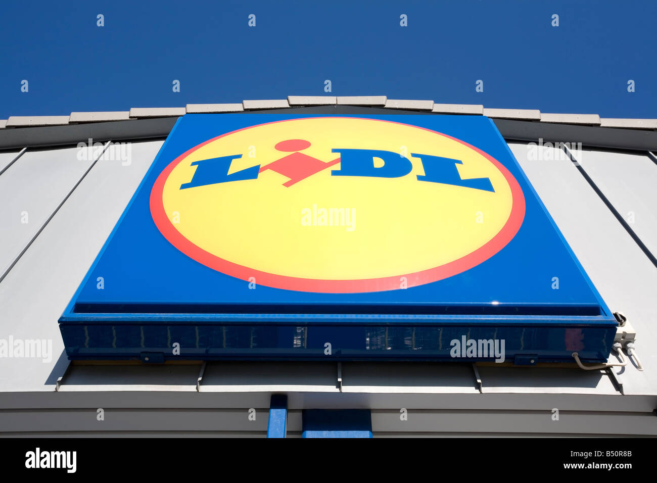 Lidl logo immagini e fotografie stock ad alta risoluzione - Alamy