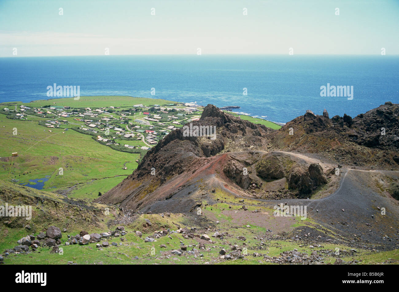 Cono vulcanico immagini e fotografie stock ad alta risoluzione - Alamy