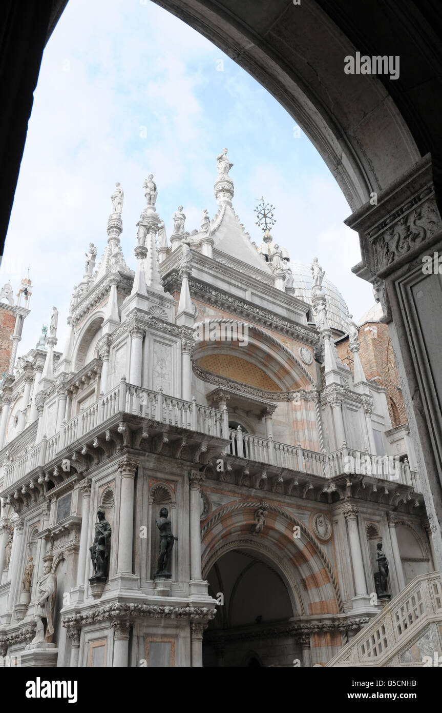 Xv secolo architettura gotica: Arco Foscari (Antonio Bregno e Antonio ...