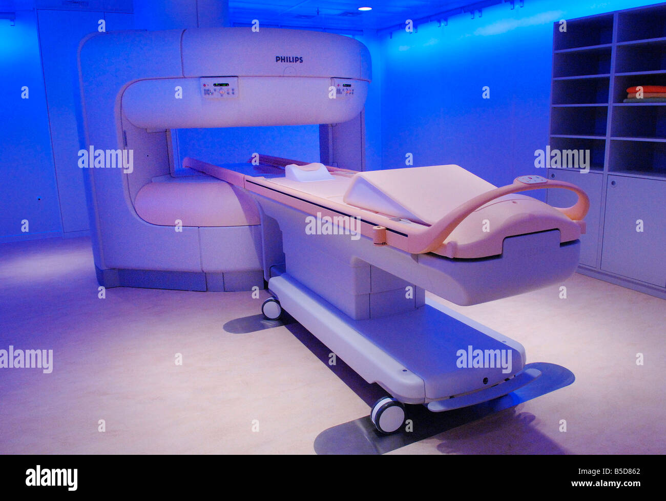 Scanner cerebrale mri immagini e fotografie stock ad alta risoluzione ...