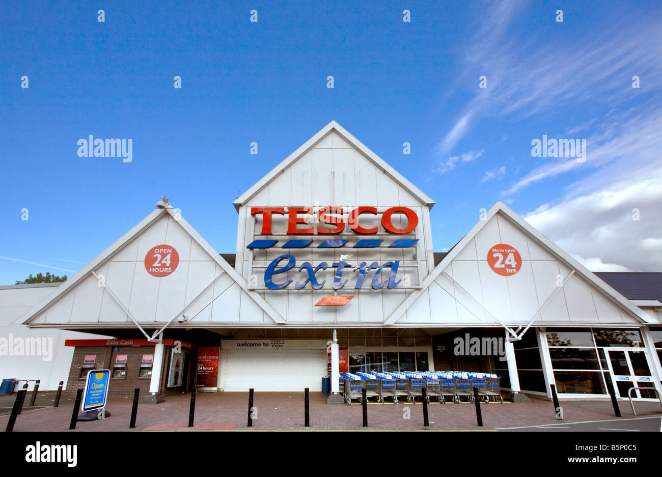 Tesco superstore uk immagini e fotografie stock ad alta risoluzione - Alamy