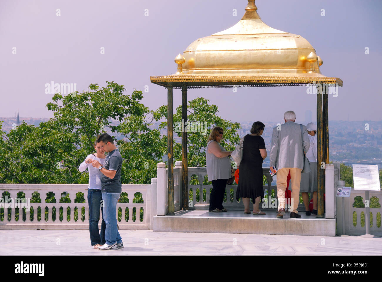 Iftar bower immagini e fotografie stock ad alta risoluzione - Alamy