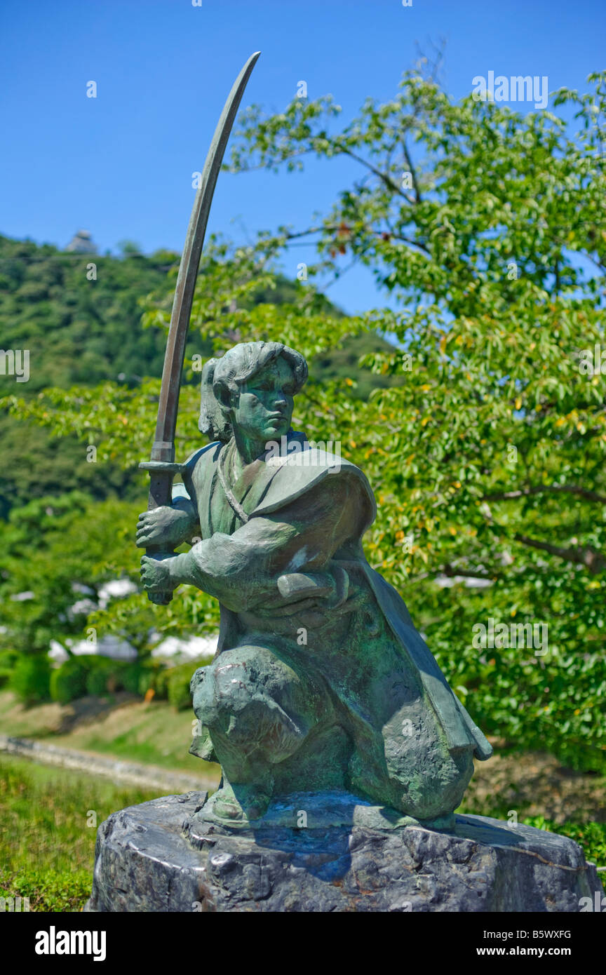 Sasaki kojiro statua, Iwakuni, Prefettura di Yamaguchi, Honshu ...