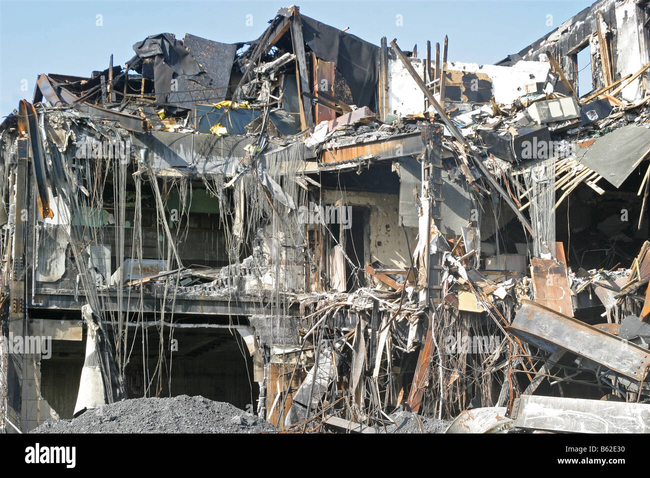 Edificio distrutto immagini e fotografie stock ad alta risoluzione - Alamy