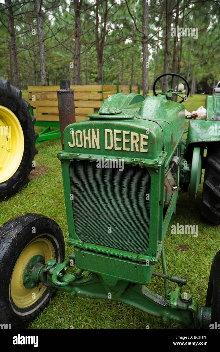 Trattore john deere restaurato immagini e fotografie stock ad alta ...