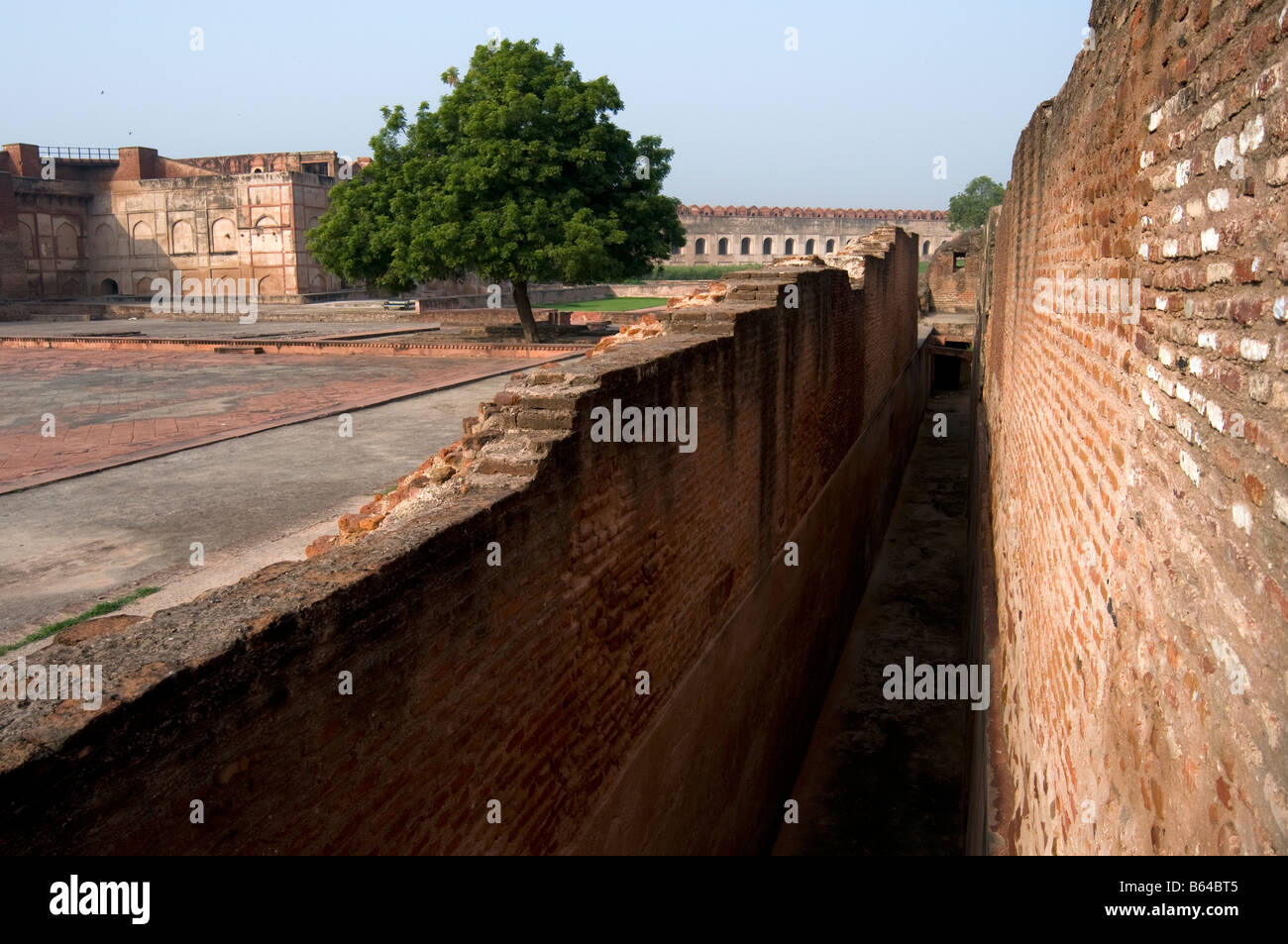 Monumenti del forte rosso immagini e fotografie stock ad alta ...