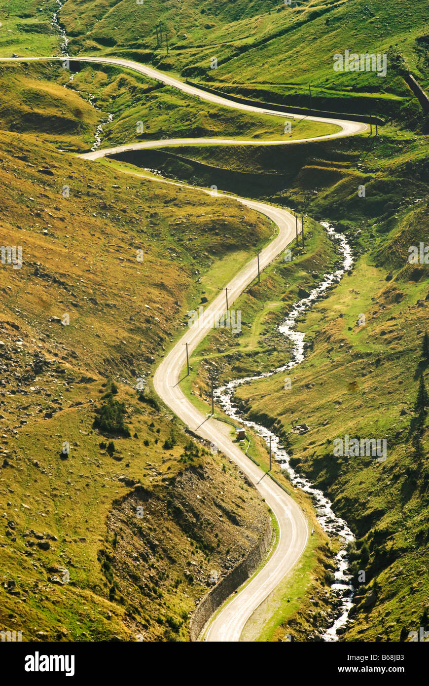La strada transfagarasan immagini e fotografie stock ad alta ...