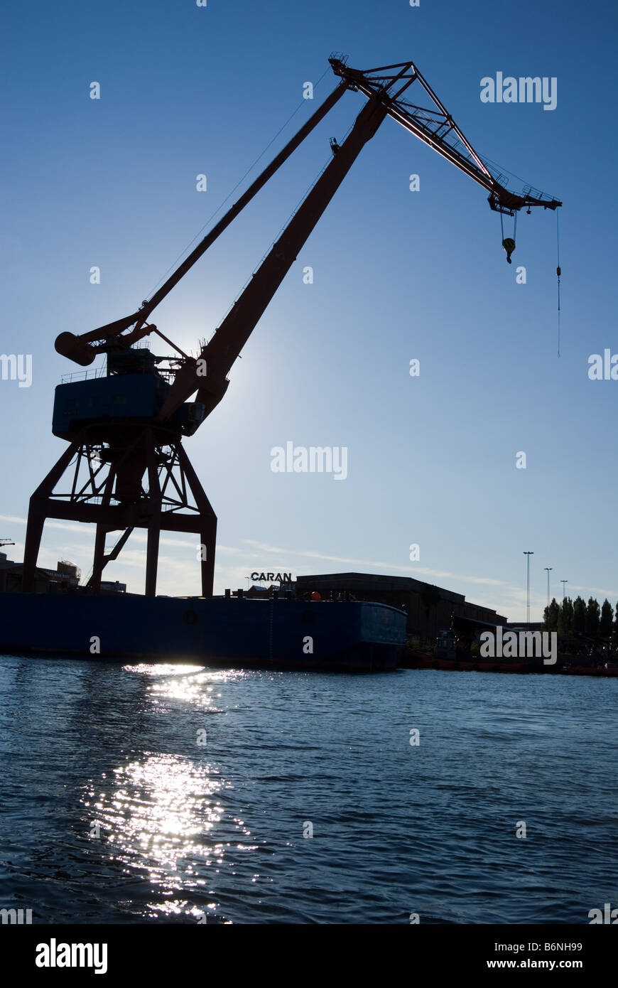 Industria delle gru portuali del cantiere navale immagini e fotografie ...