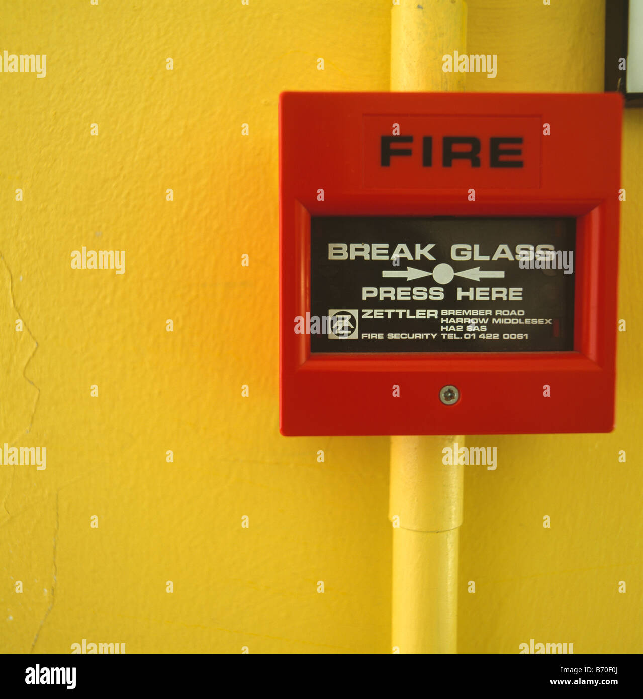 Pulsante allarmi antincendio immagini e fotografie stock ad alta ...