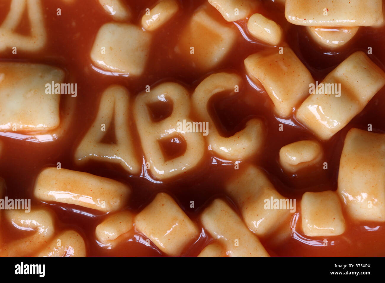 Spaghetti alfabeto immagini e fotografie stock ad alta risoluzione - Alamy