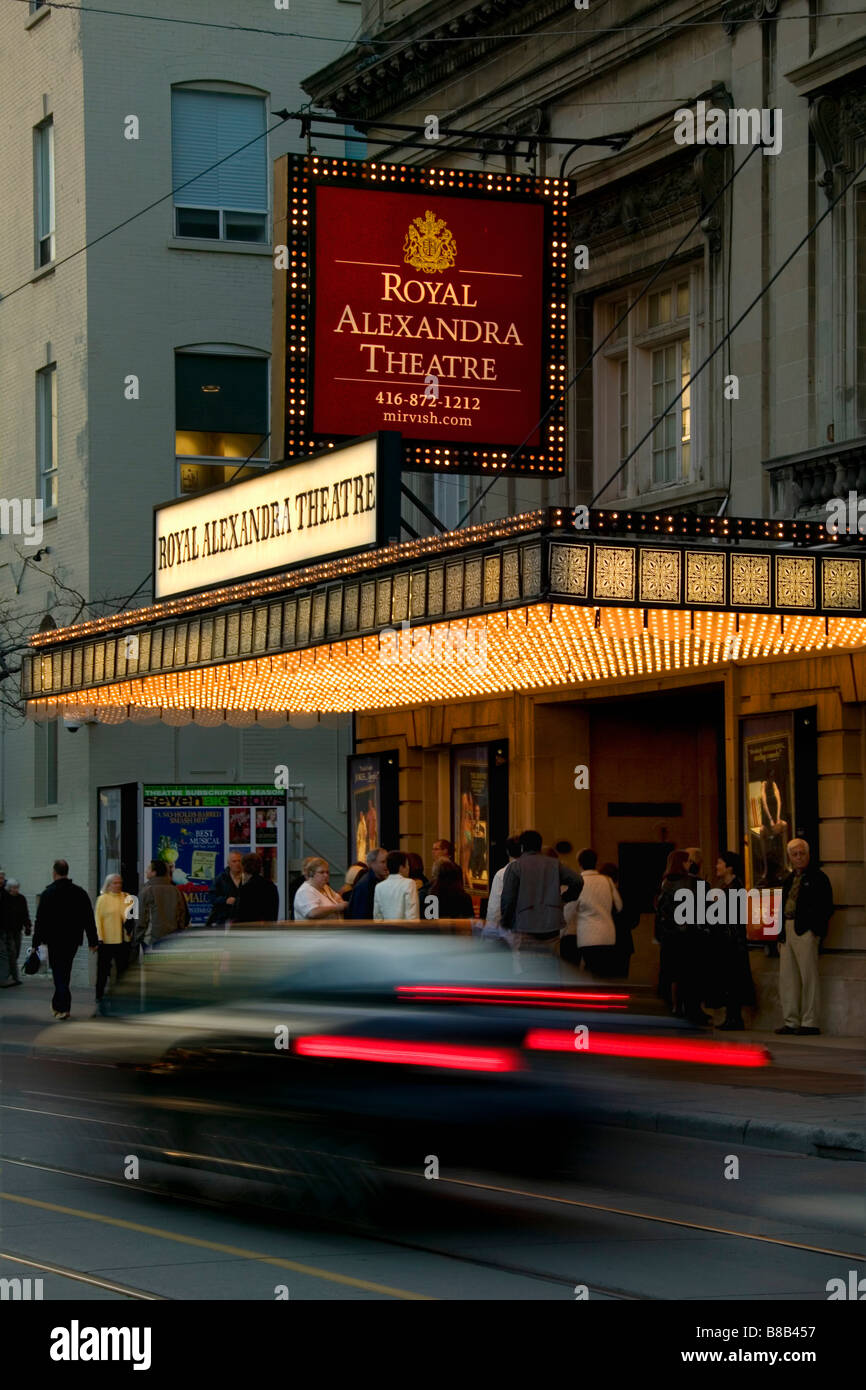 Teatro di alexandra reale immagini e fotografie stock ad alta ...