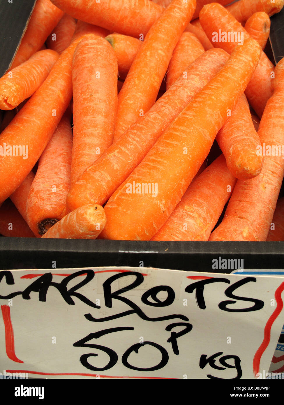 Carote intere immagini e fotografie stock ad alta risoluzione - Alamy