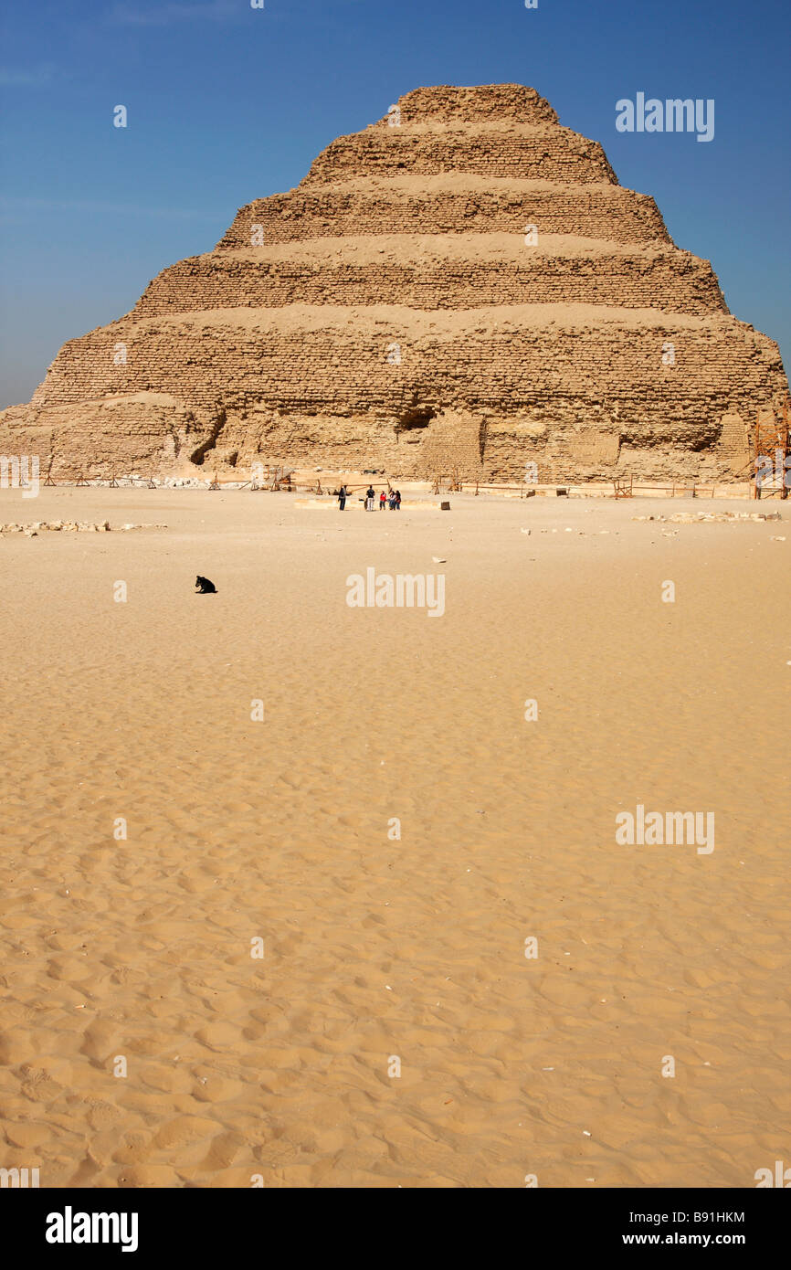 Piramide a gradoni di zoser immagini e fotografie stock ad alta ...