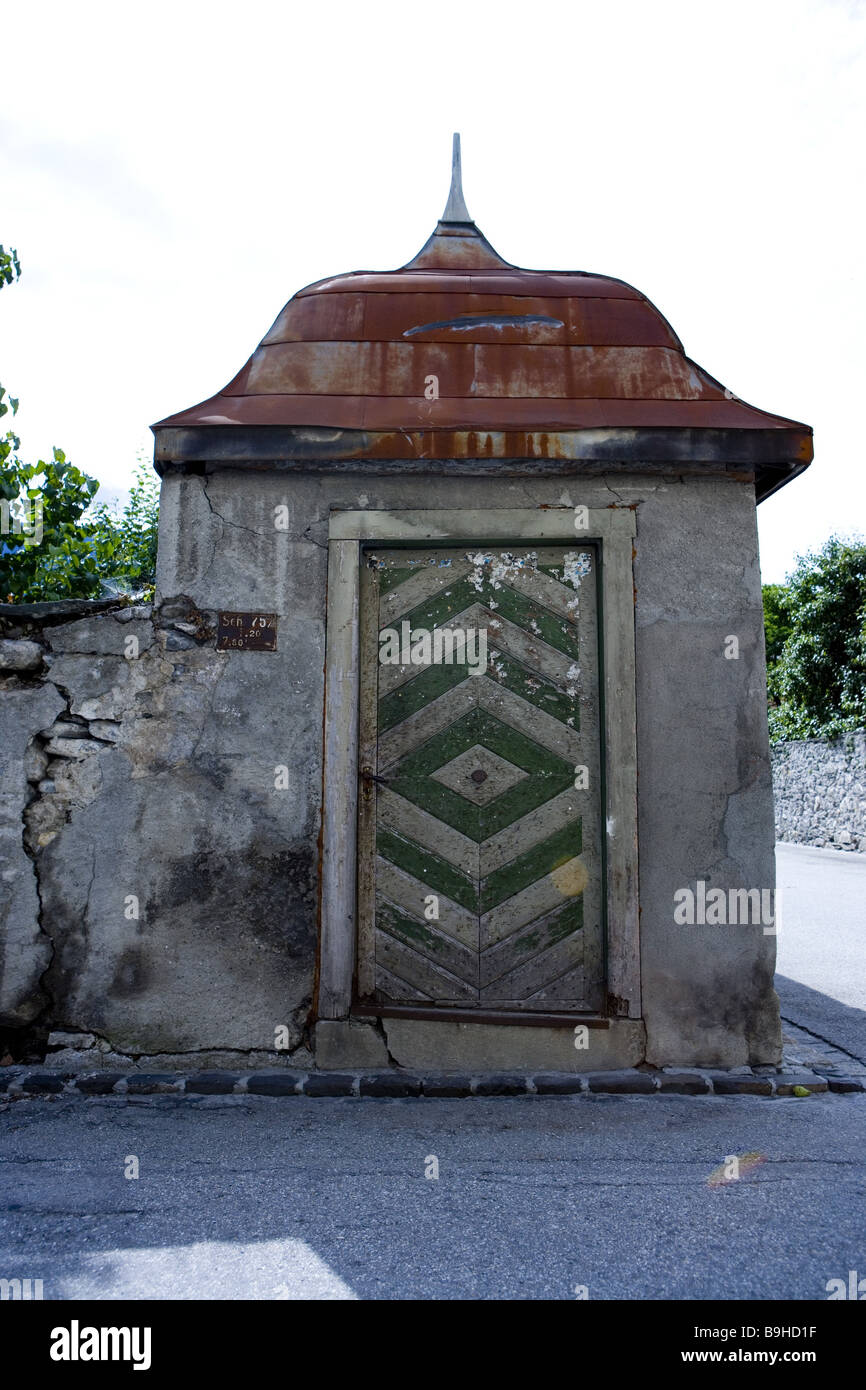 I Grigioni Svizzera Surselva Ilanz mura torrette antica fortificazione ...