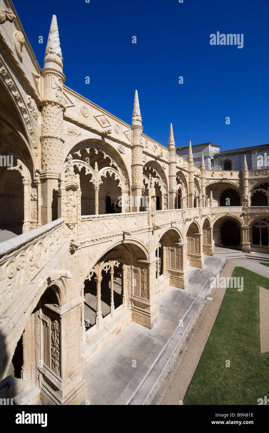 Il Portogallo, Lisbona, Bélem, chiostro del Monastero dos Jerónimos ...