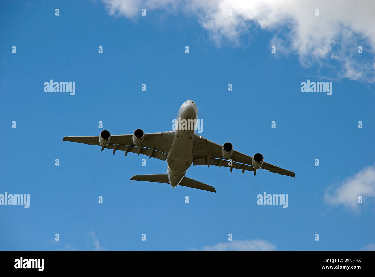 Aereo di linea immagini e fotografie stock ad alta risoluzione - Alamy