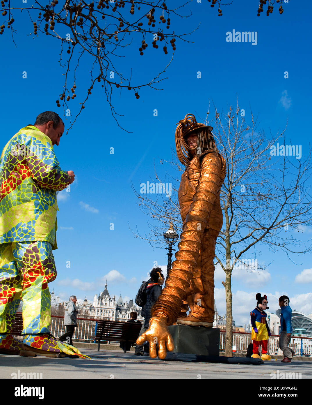 Mickey mouse london immagini e fotografie stock ad alta risoluzione - Alamy