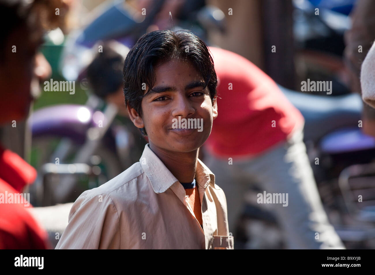 Teen boy portrait indian immagini e fotografie stock ad alta ...