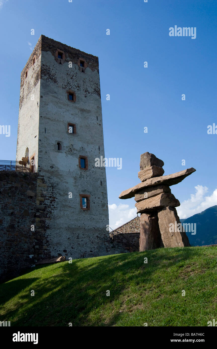 Messner mountain museum firmian immagini e fotografie stock ad alta ...