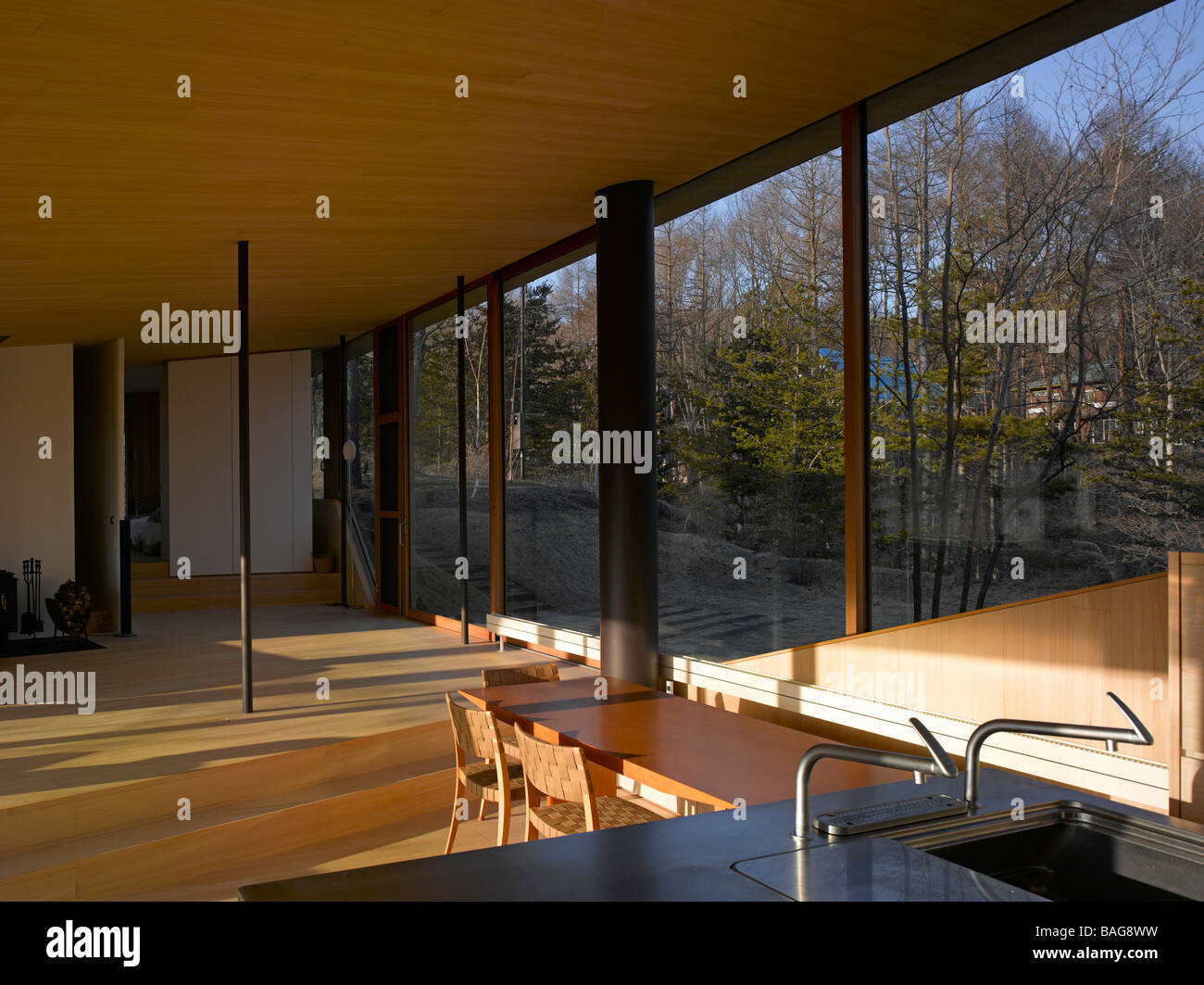 Casa gru, Karuizawa, Giappone, Atelier Bow-Wow, Casa gru vedute interne ...
