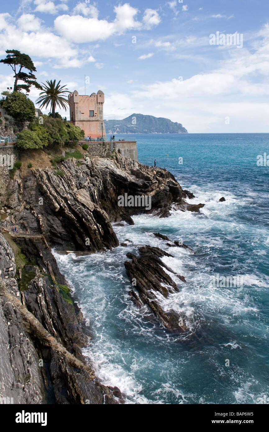 The beach of nervi immagini e fotografie stock ad alta risoluzione - Alamy