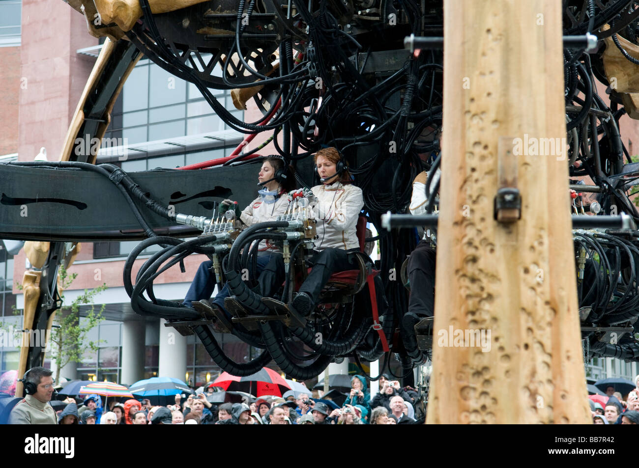 Mechanical spider immagini e fotografie stock ad alta risoluzione - Alamy