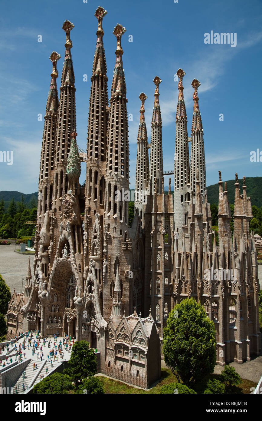 Tobu world square immagini e fotografie stock ad alta risoluzione - Alamy