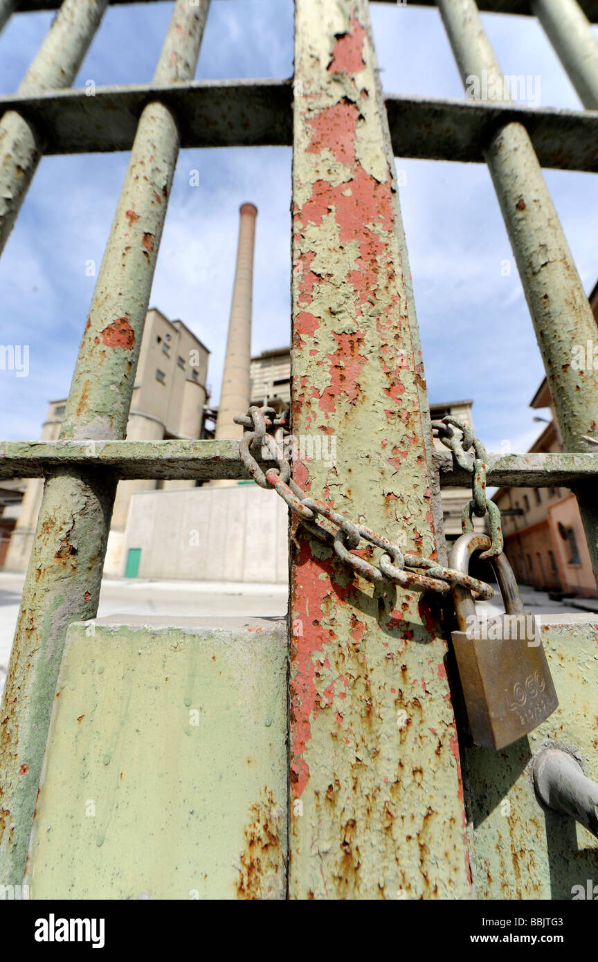 Eternit fabbrica immagini e fotografie stock ad alta risoluzione - Alamy