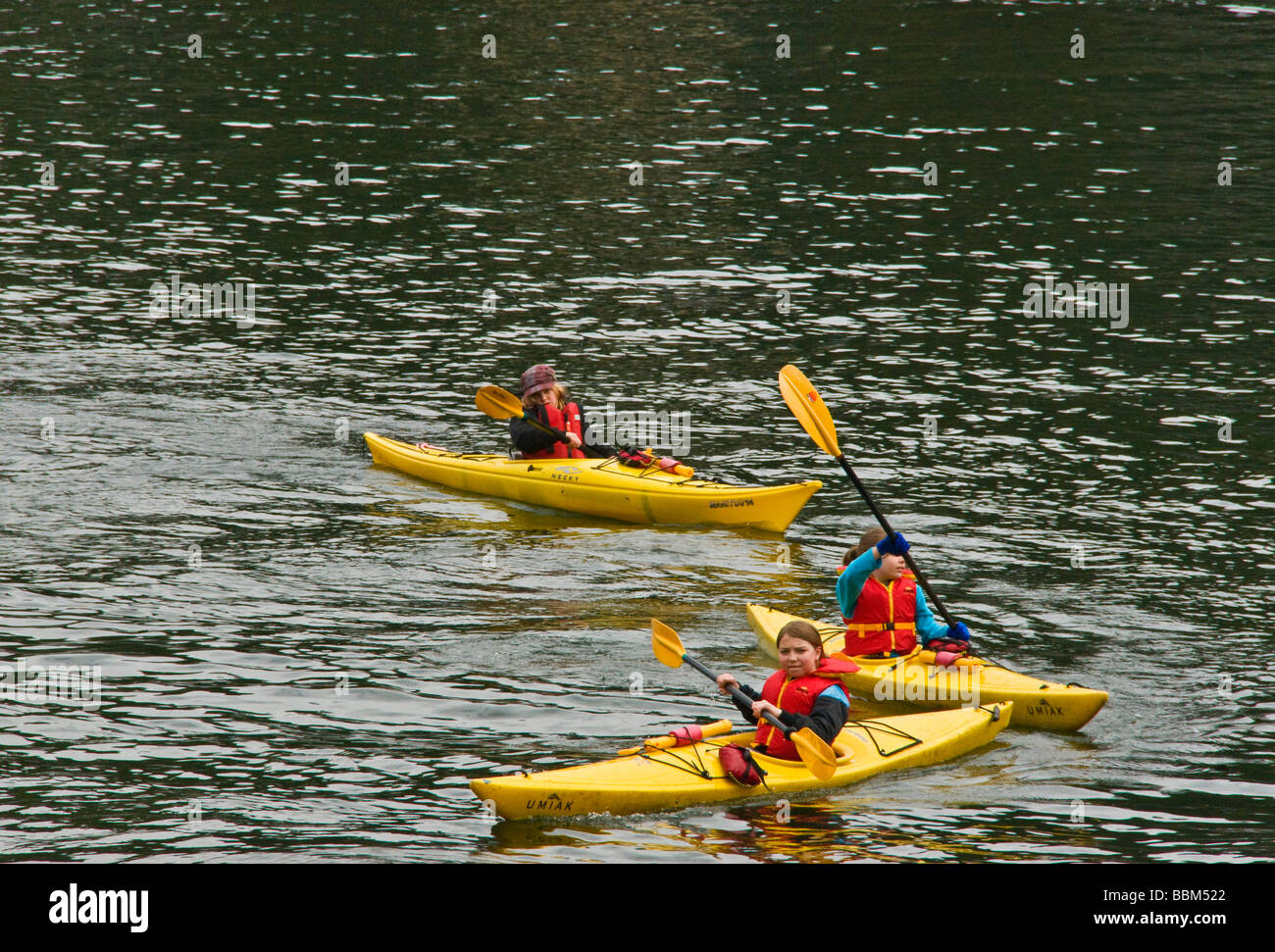 Kayak per bambini immagini e fotografie stock ad alta risoluzione - Alamy