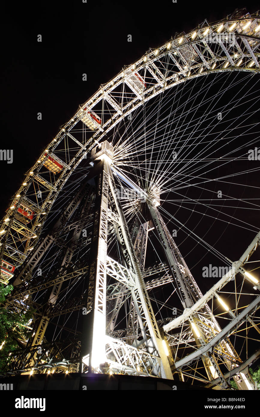 Ruota di vienna immagini e fotografie stock ad alta risoluzione - Alamy