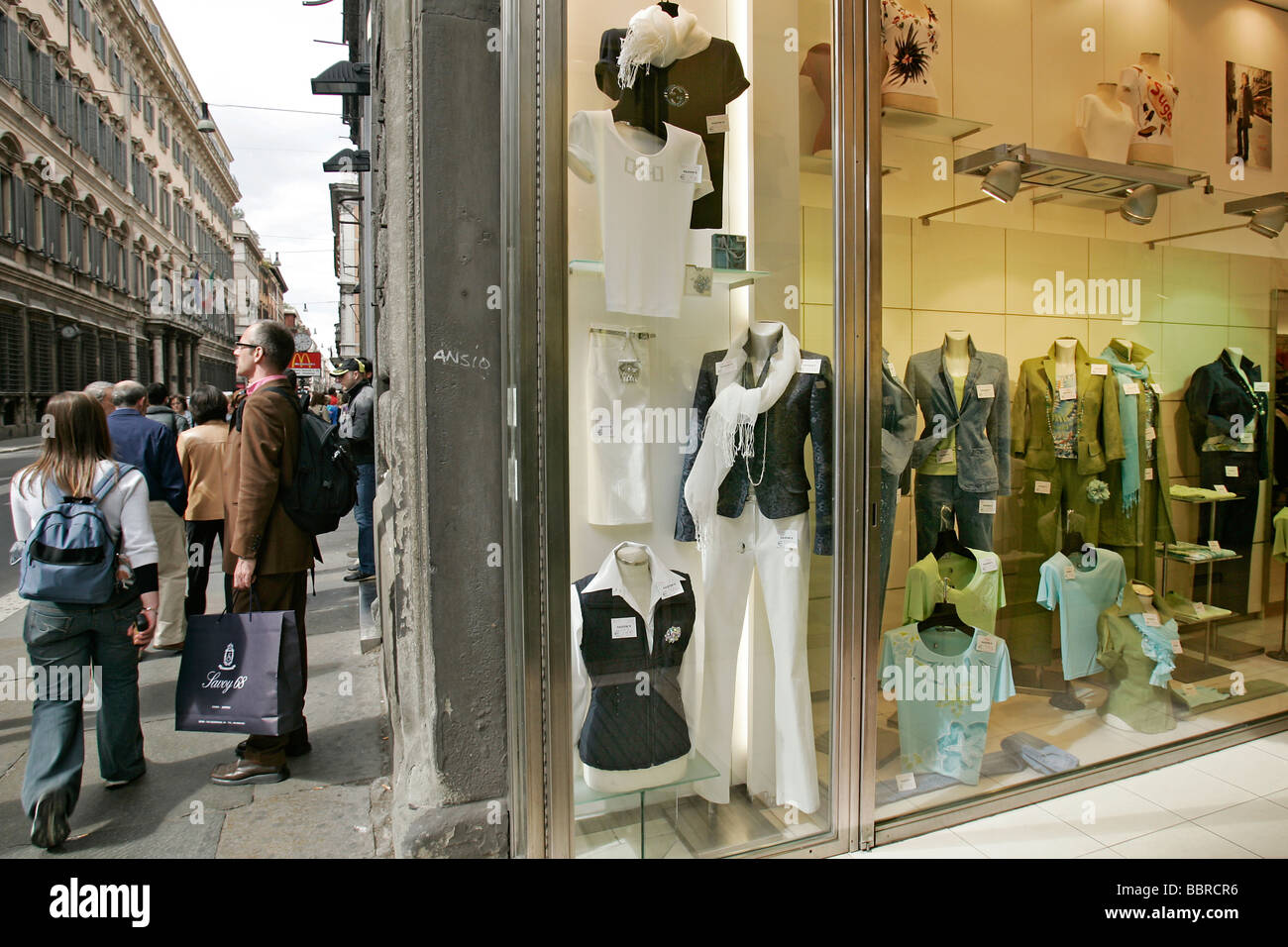 Via del corso roma italia immagini e fotografie stock ad alta ...